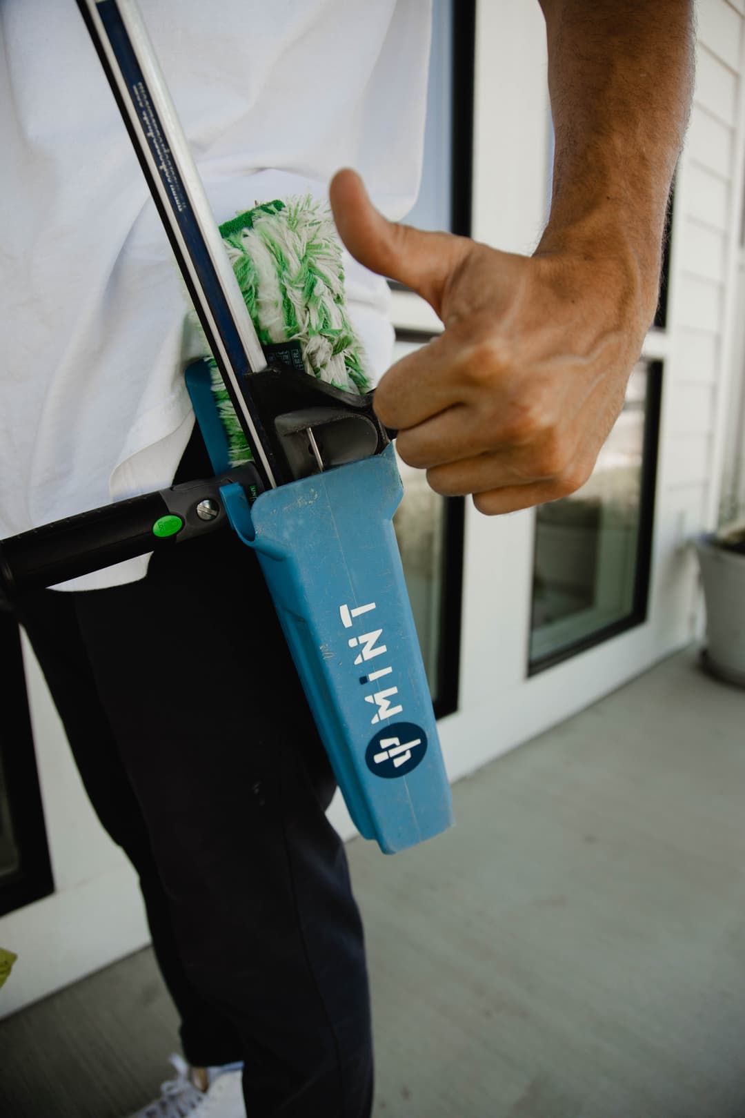 Eliminate Hidden Window Grime Today | MiNT Cleaning